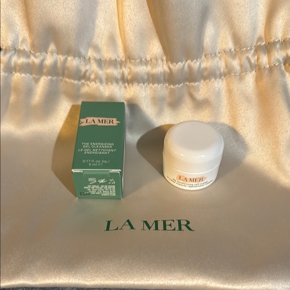 La Mer | Skincare | La Mer White Moisturizer Luxurious Skincare | Poshmark